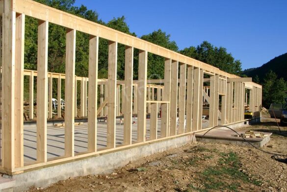 Comment construire un mur en ossature bois ? - Housekeeping Magazine ...